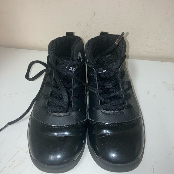 Shaq | Shoes | Shaq Childrens Basketball Shoe | Poshmark